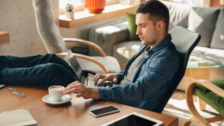 20 Best Part Time Weekend Jobs Near You To Earn Extra Income